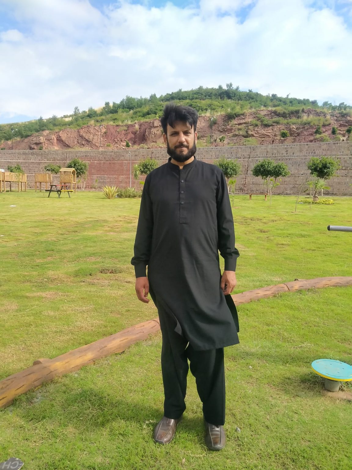 Learner spotlight: Meet Azhar - Humanitarian Leadership Academy